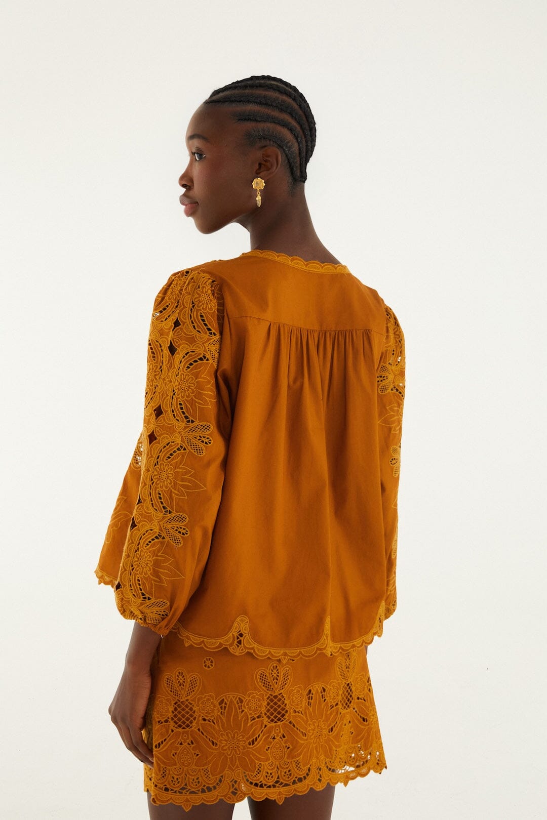 CAMEL RICHILIEU MINI SKIRT – FARM Rio | México