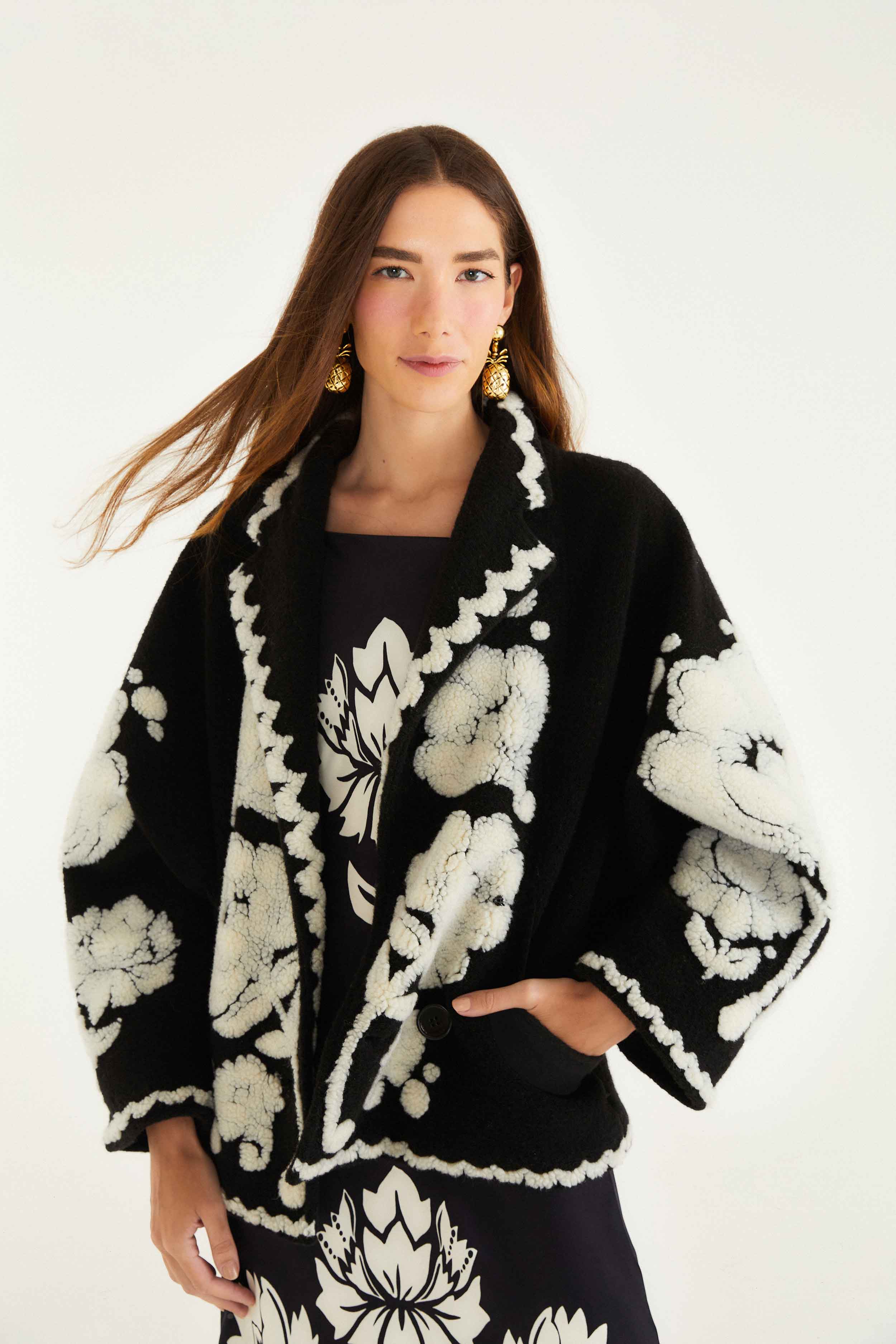 Black & White Floral Arabesque Fleece Coat | FARM Rio – FARM Rio ...